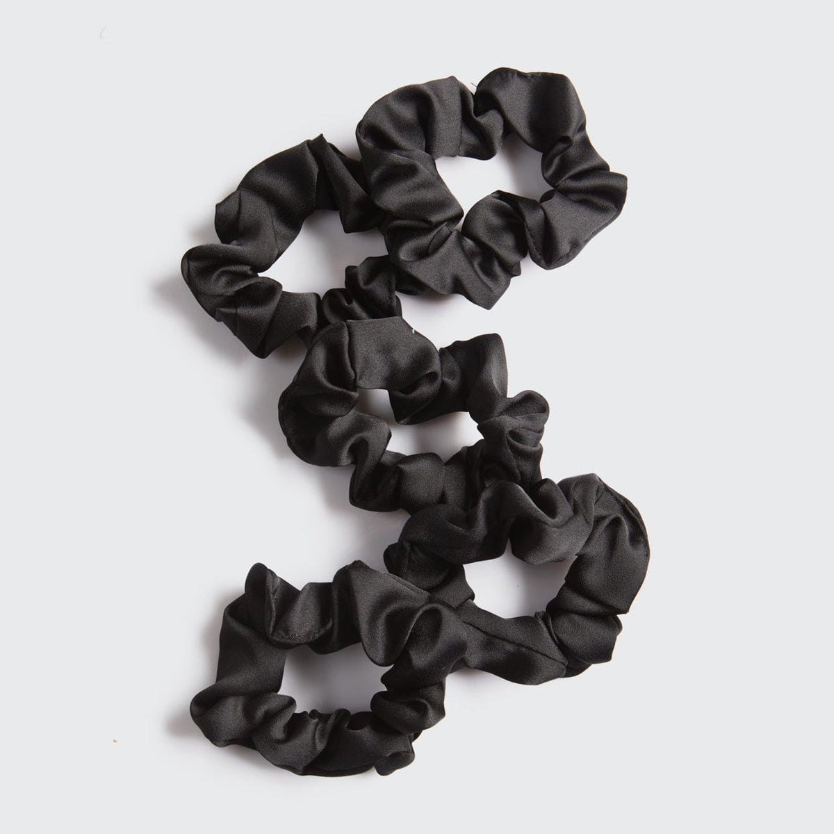 Black Satin Sleep Scrunchies 5pc Set – KITSCH